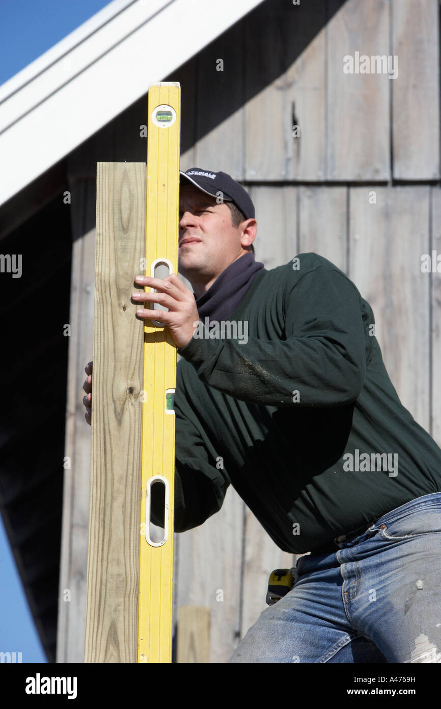 Level contract hi-res stock photography and images - Alamy