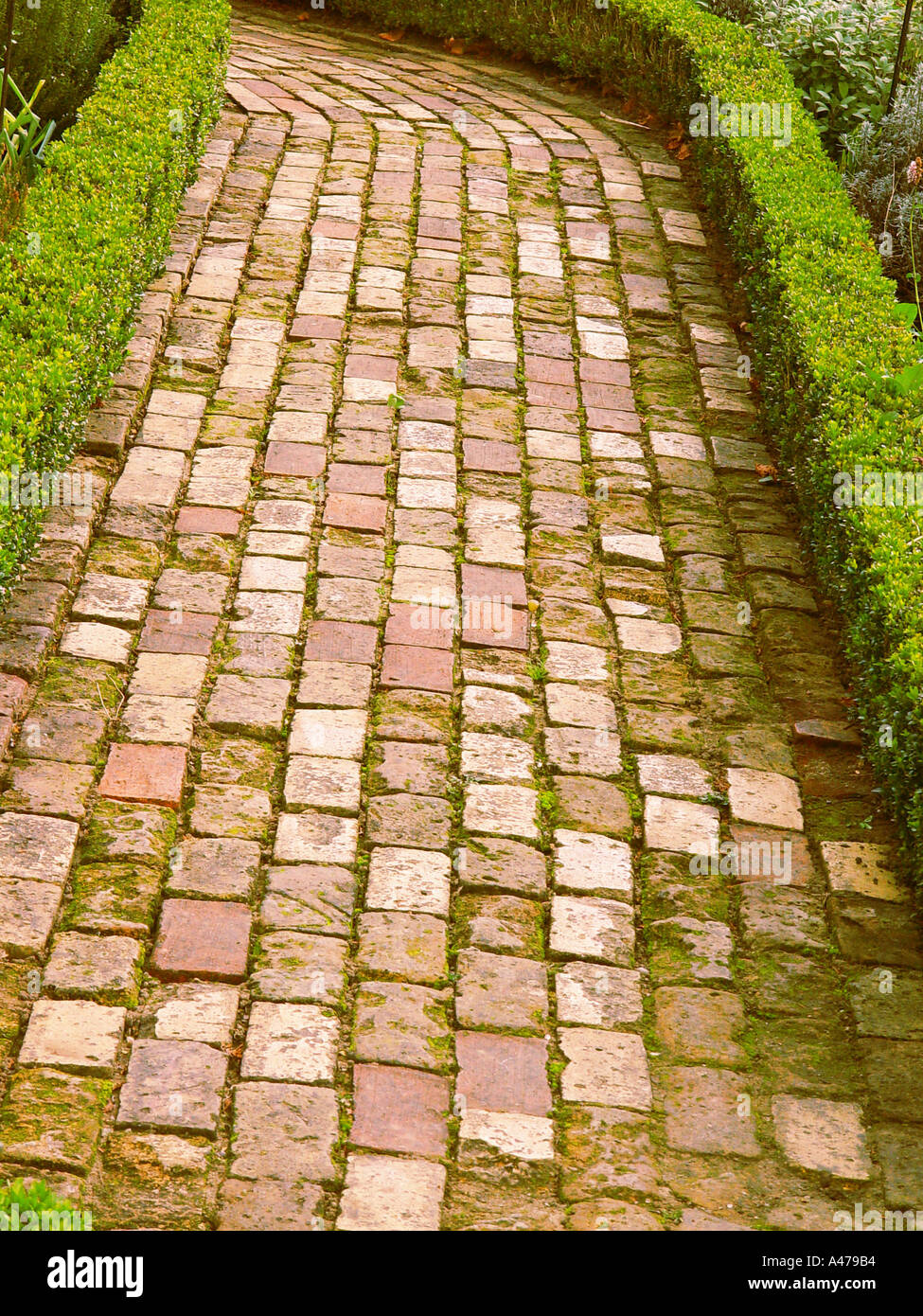 Brick path hi-res stock photography and images - Alamy