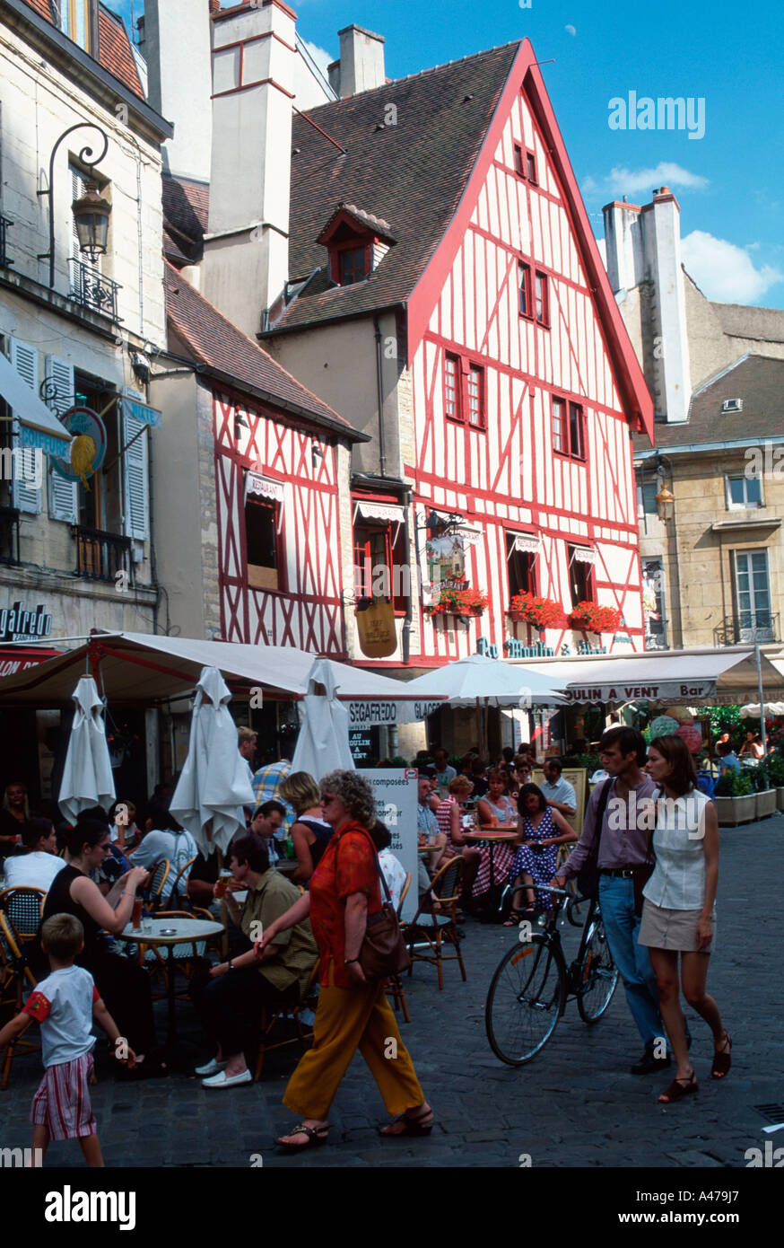 Dijon cafe hi-res stock photography and images - Alamy