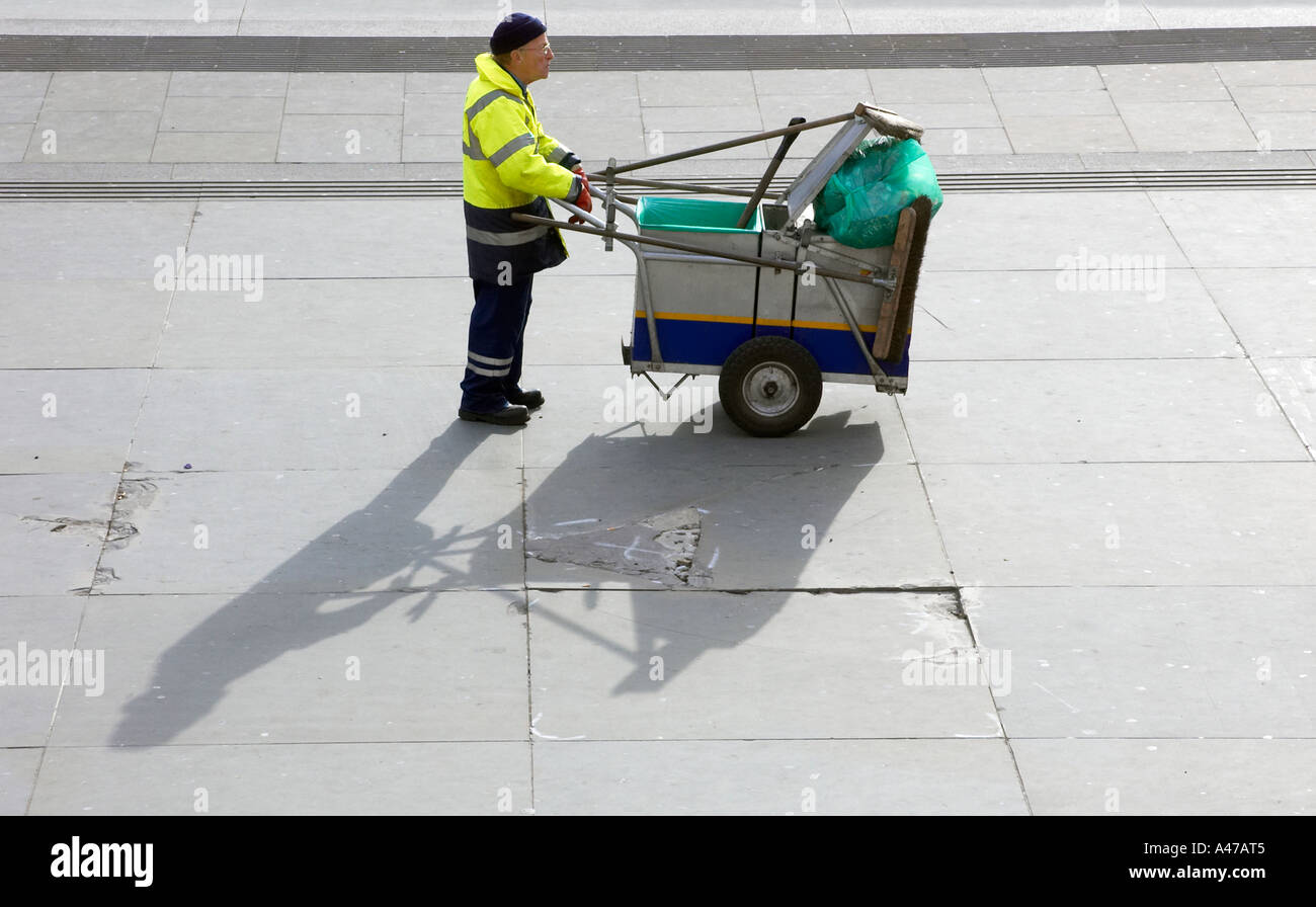 Road sweeper cart hi-res stock photography and images - Alamy