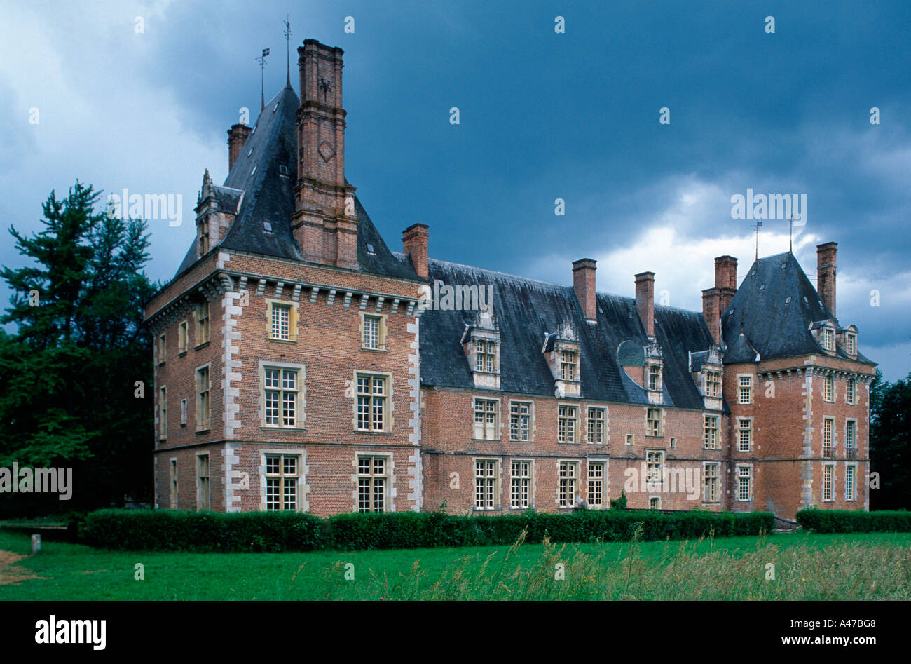 St amand hi-res stock photography and images - Alamy