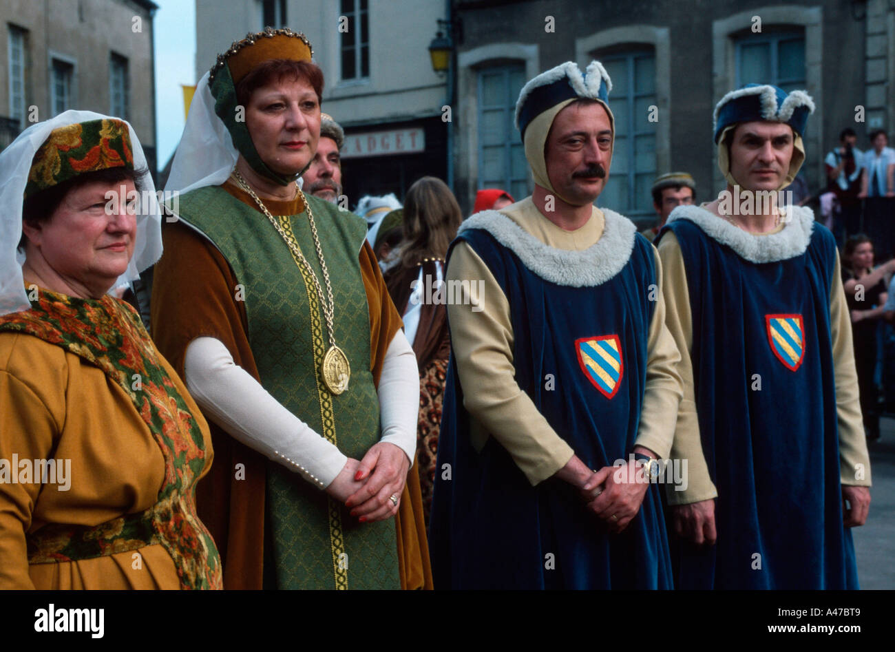 Historical Costumes Stock Photos & Historical Costumes Stock Images - Alamy
