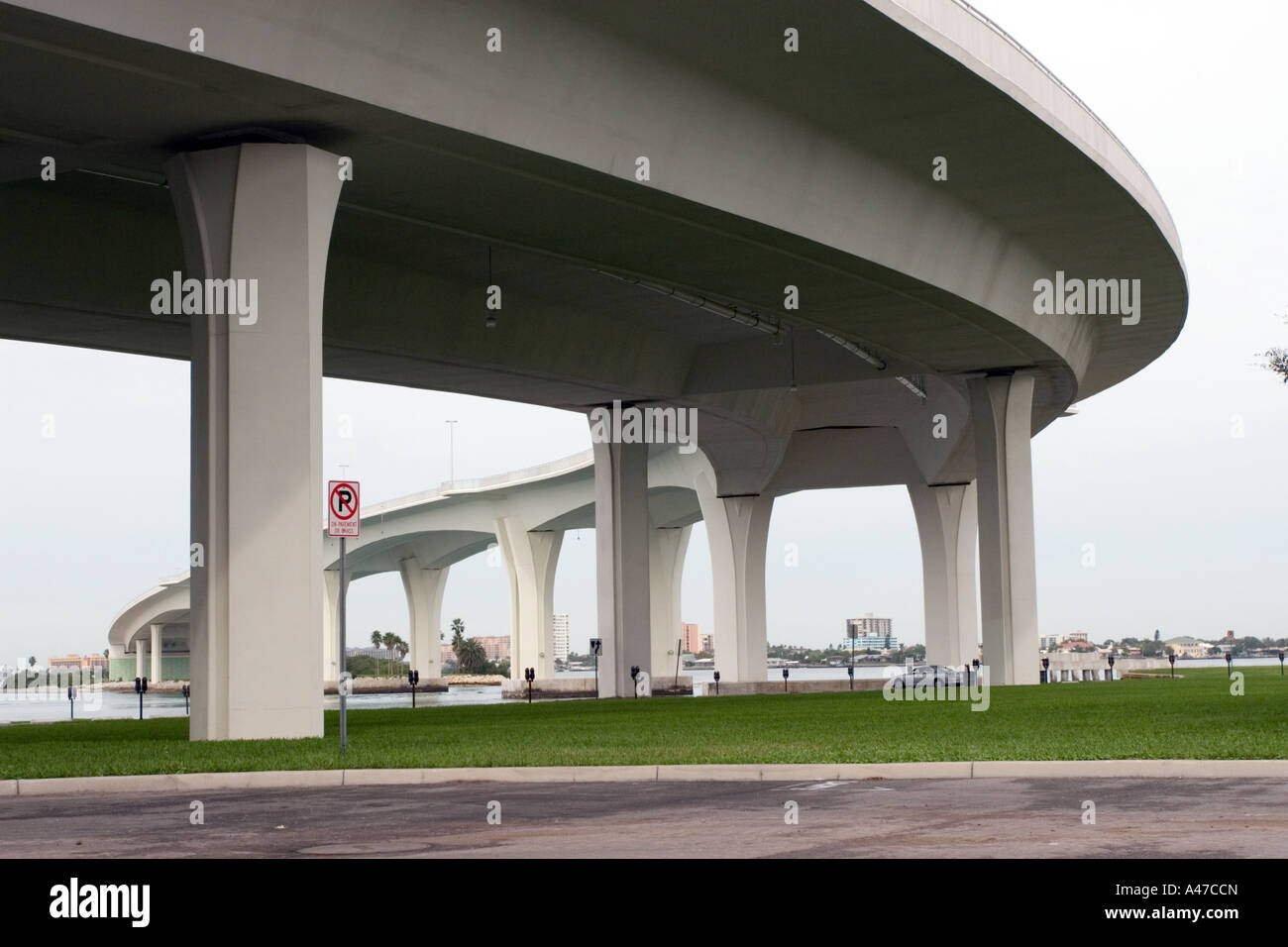 Memorial Causeway Bridge in Clearwater Florida, USA Stock Photo - Alamy