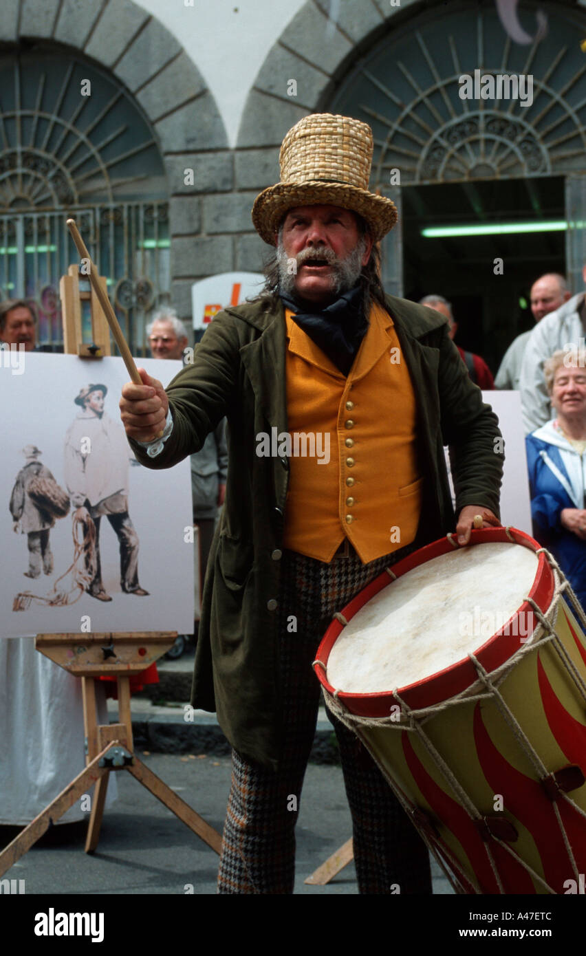 Bearded drummer hi-res stock photography and images - Alamy