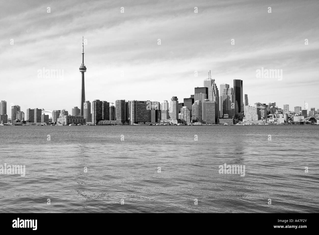 Toronto skyline black and white hi-res stock photography and images - Alamy