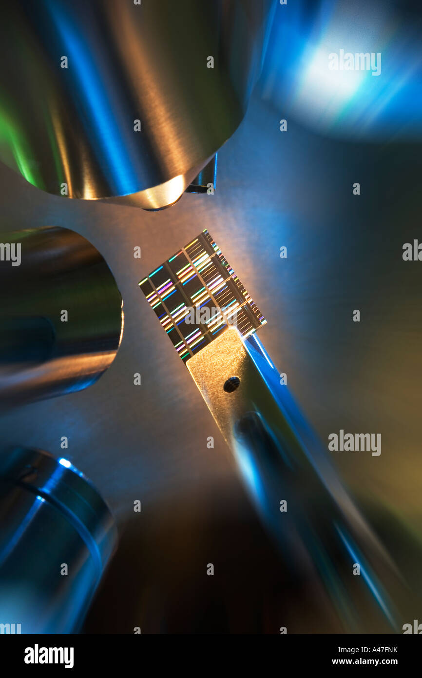 Examining the surface of micro electronic devices using x-ray photo ...