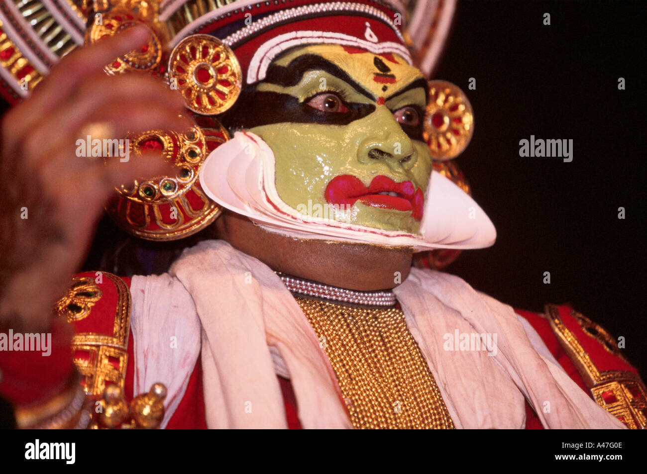 Kerala kalamandalam hi-res stock photography and images - Alamy