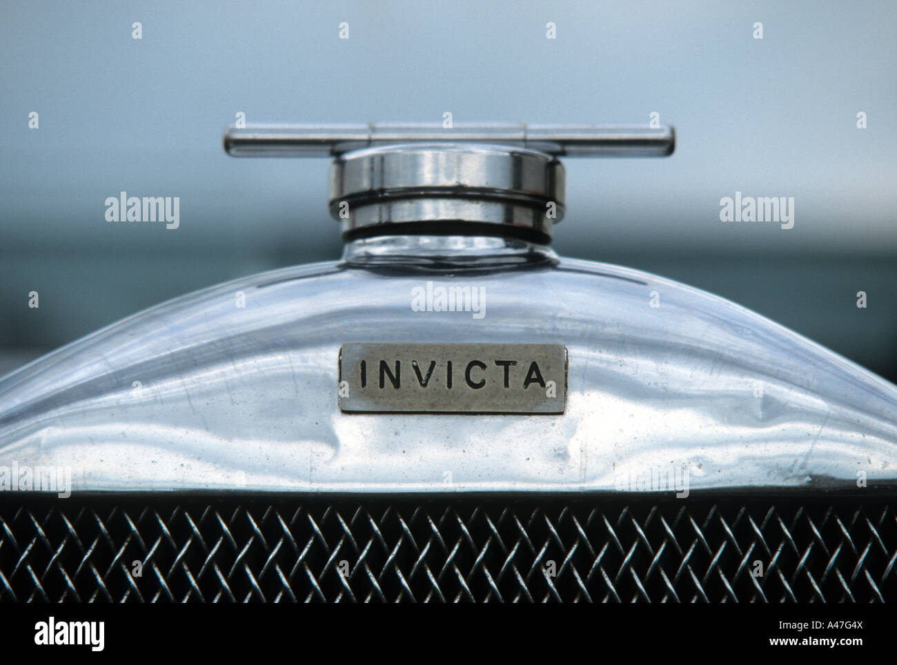 Invicta logo hi-res stock photography and images - Alamy
