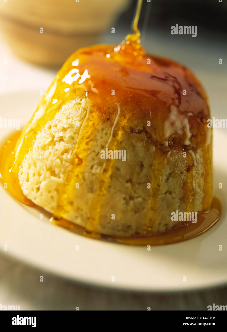 Slow cooked steamed sponge pudding hi-res stock photography and images - Alamy