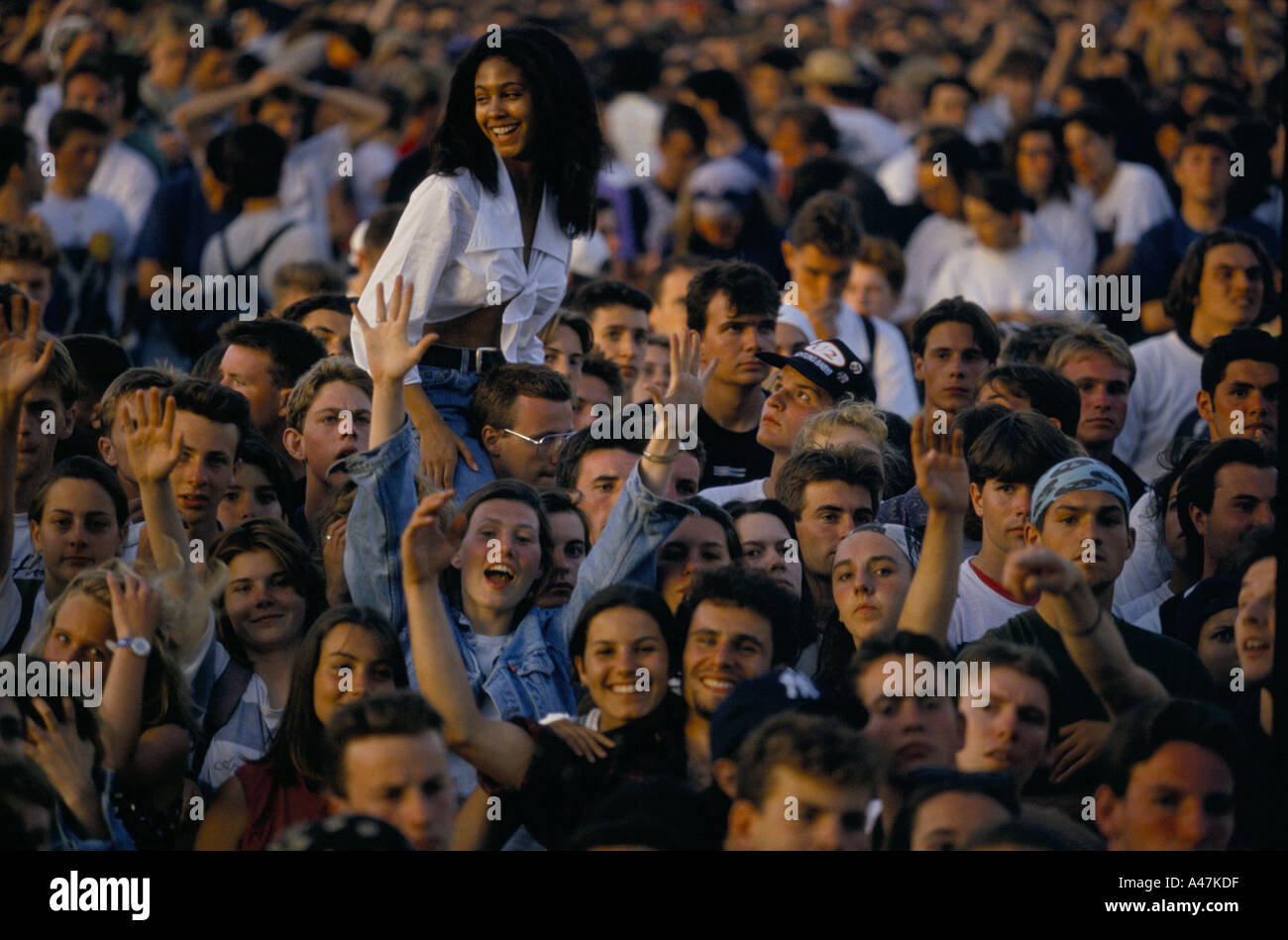 U2 concert crowd hi-res stock photography and images - Alamy