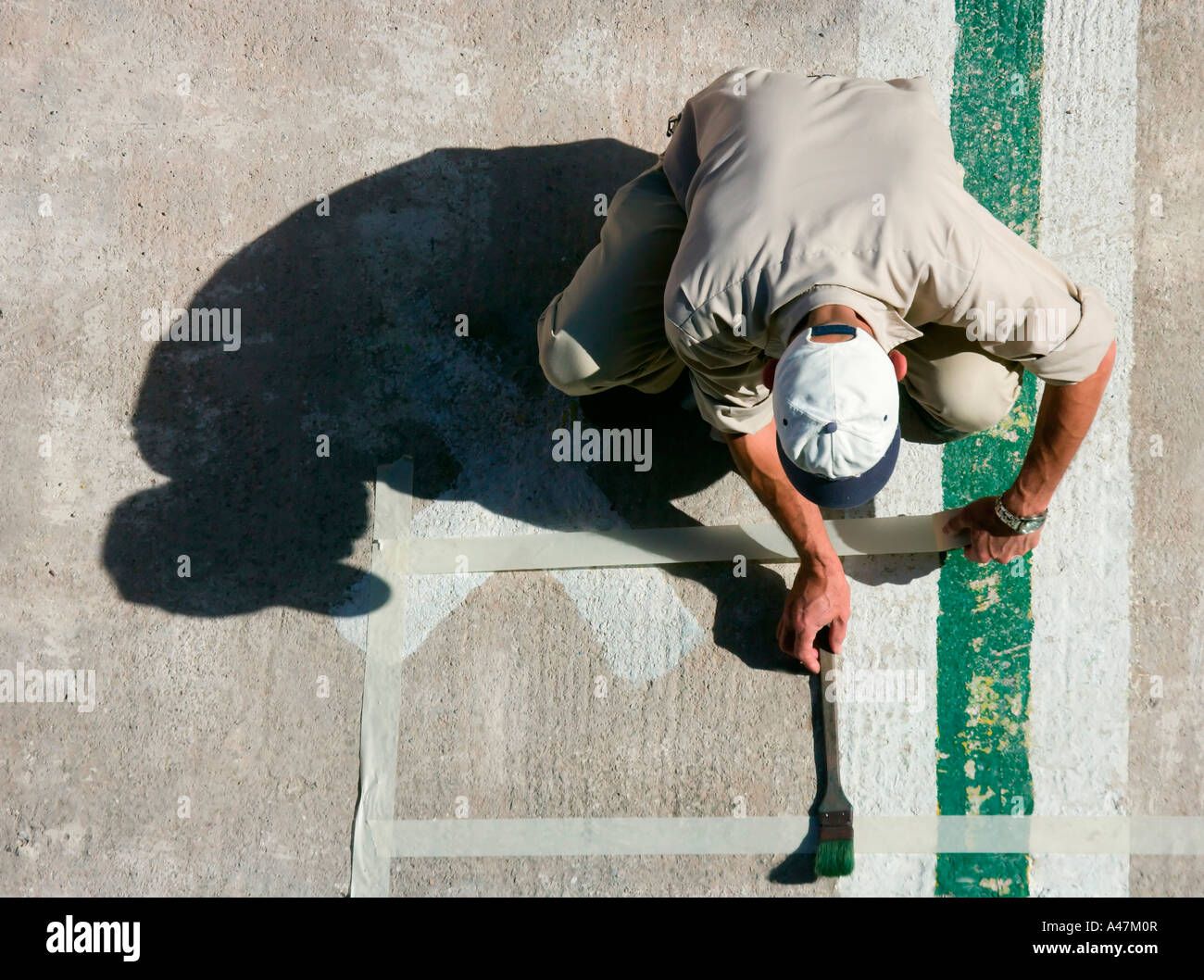 Pavement painter hi-res stock photography and images - Alamy