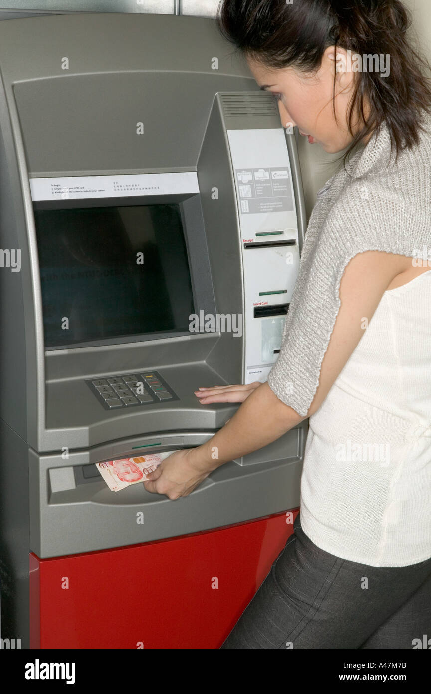 A cash machine hi-res stock photography and images - Alamy