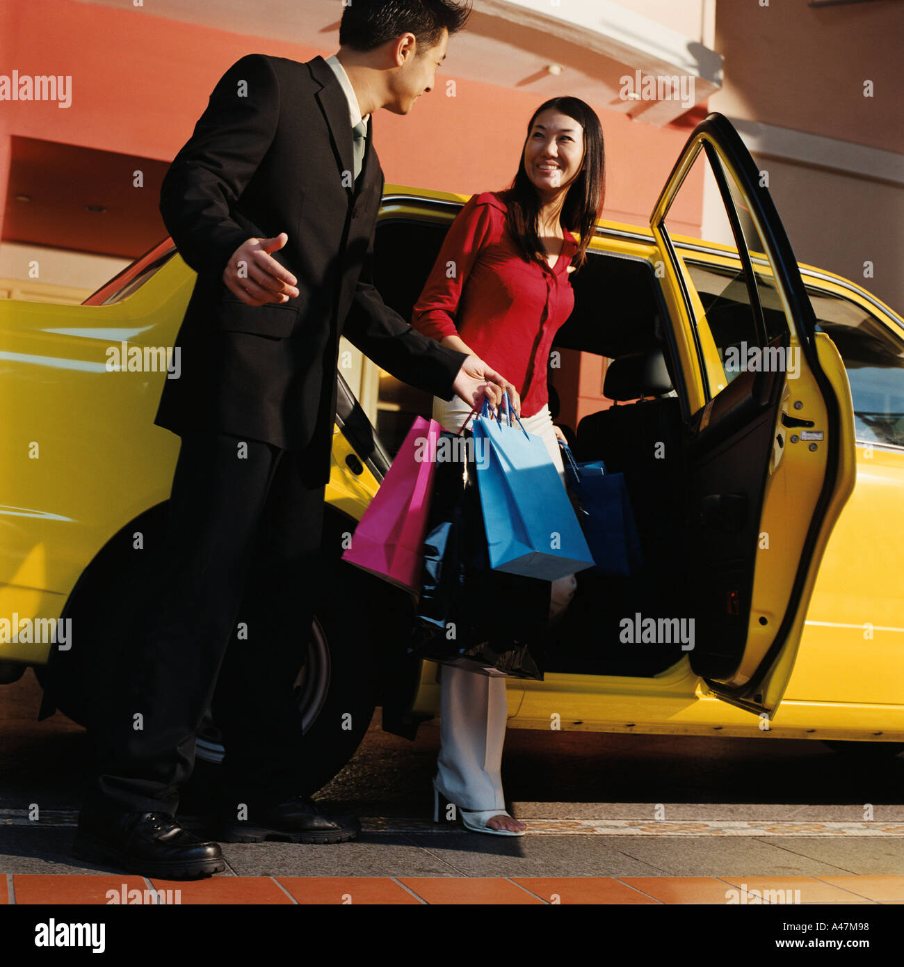 Taxicab stands hi-res stock photography and images - Alamy