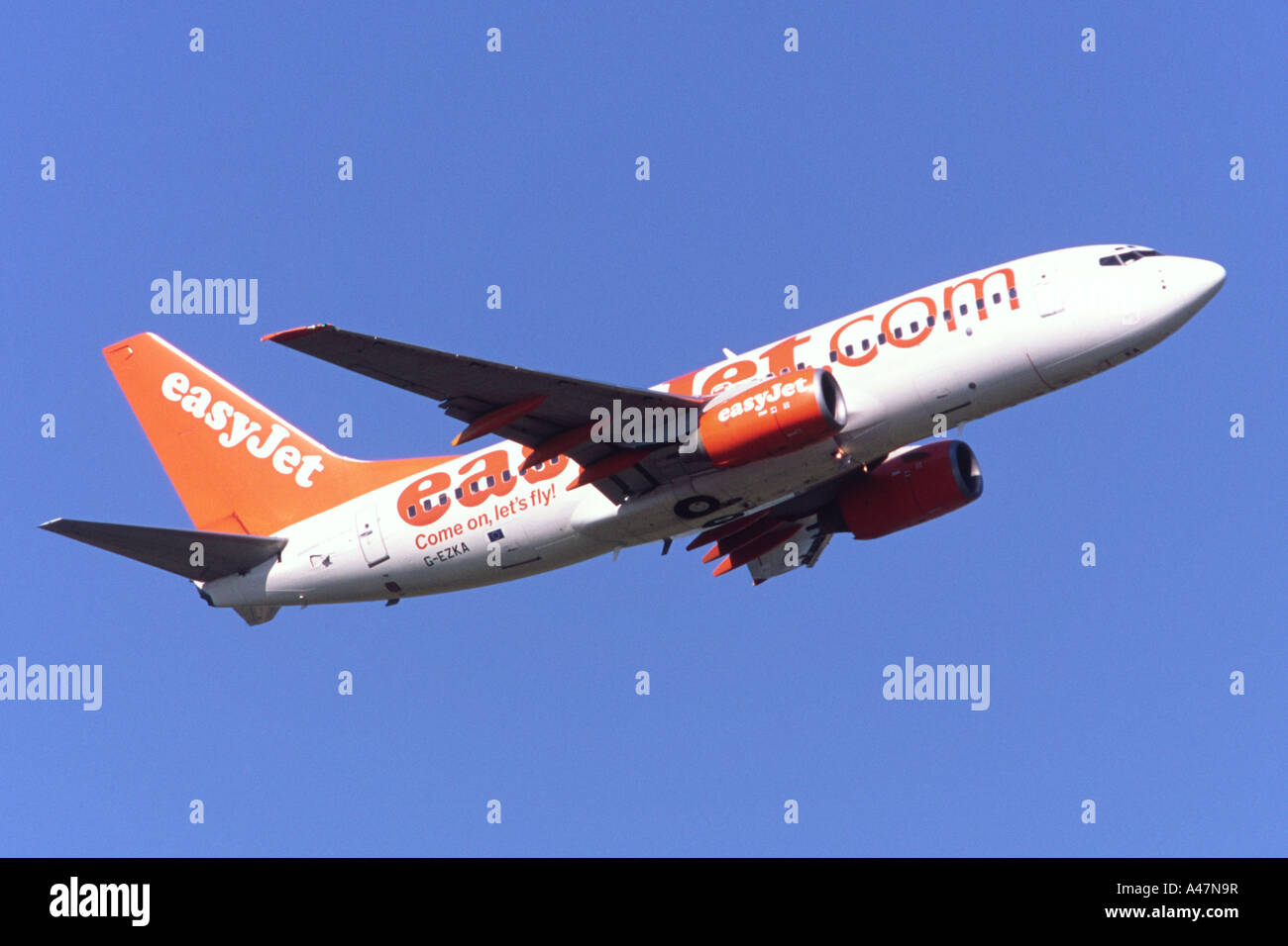 Easyjet Boeing 737 departing Luton Airport, UK Stock Photo - Alamy