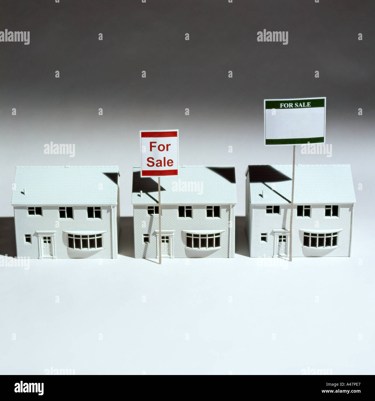 Relocating houses hi-res stock photography and images - Alamy