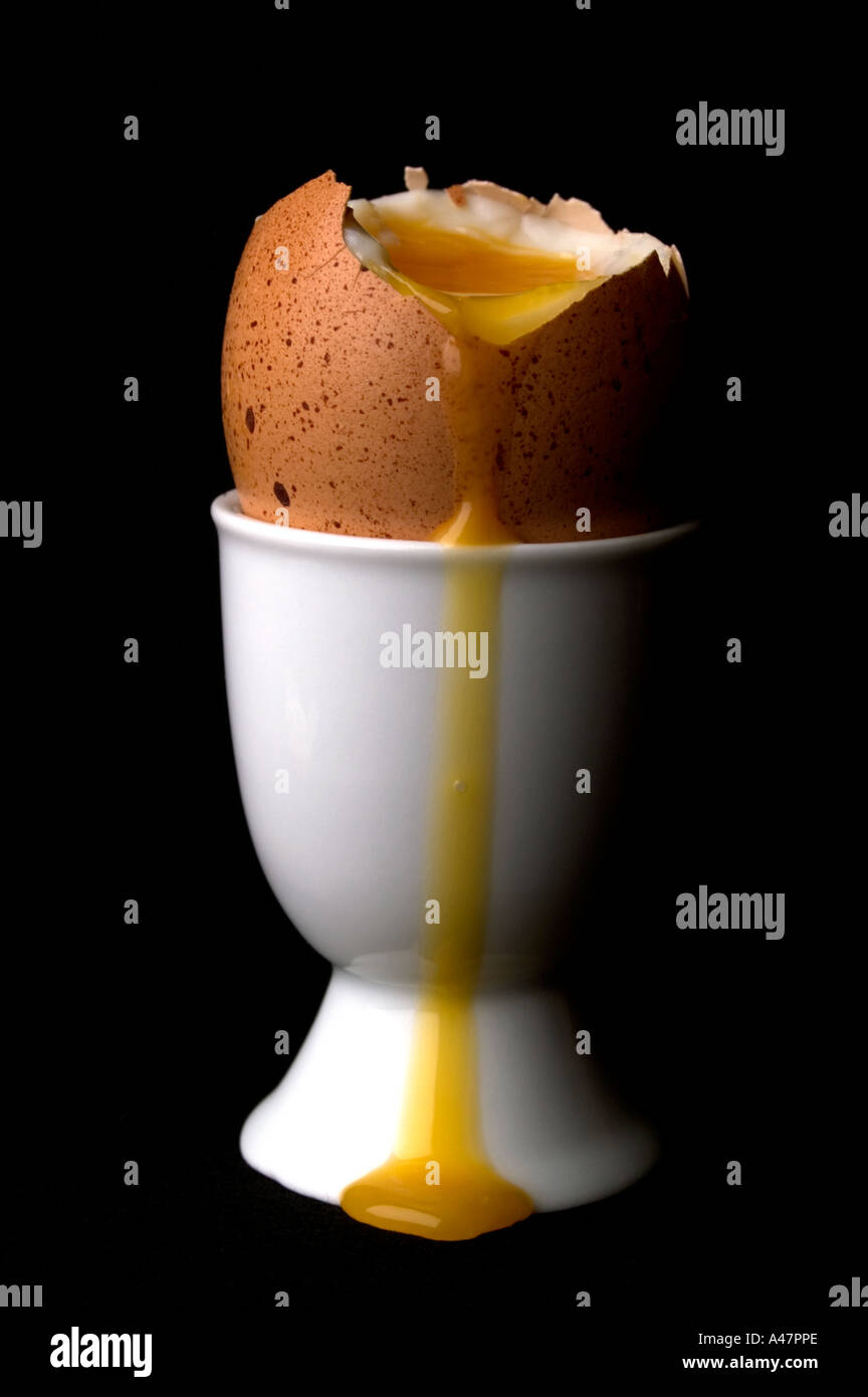 Soft bolied egg hi-res stock photography and images - Alamy