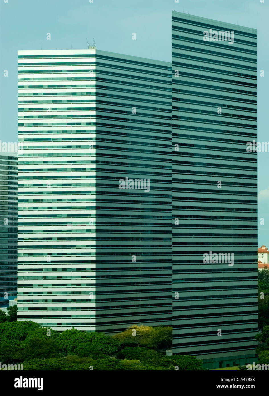 Modern office buildings, "The Gateway" (1990), Singapore Stock Photo ...