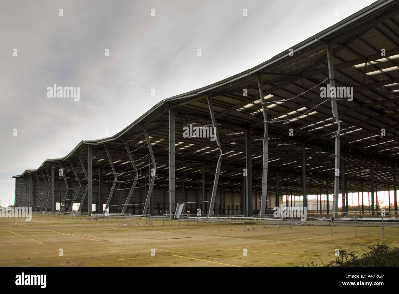 Damage to warehouse caused by Buncefield explosion Stock Photo - Alamy