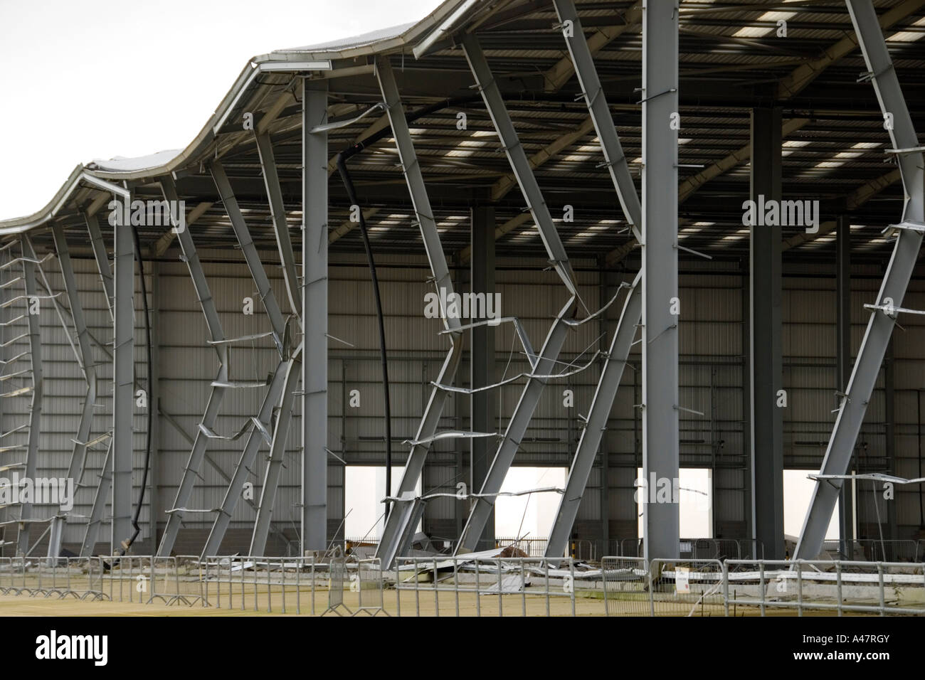 Damage to warehouse caused by Buncefield explosion Stock Photo - Alamy