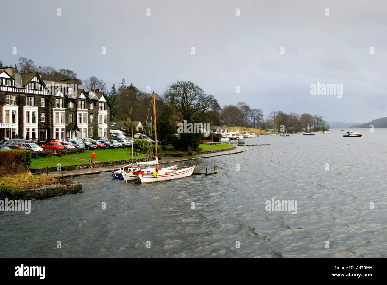 The windermere waterhead hotel hi-res stock photography and images - Alamy