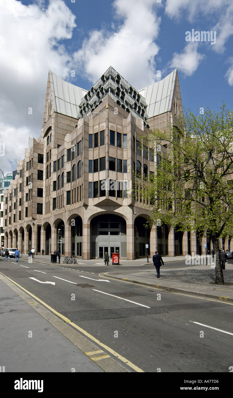 Minster Court City of London EC3 England Stock Photo - Alamy