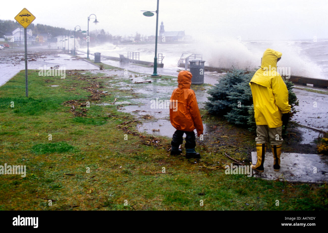 Children watching storm hi-res stock photography and images - Alamy