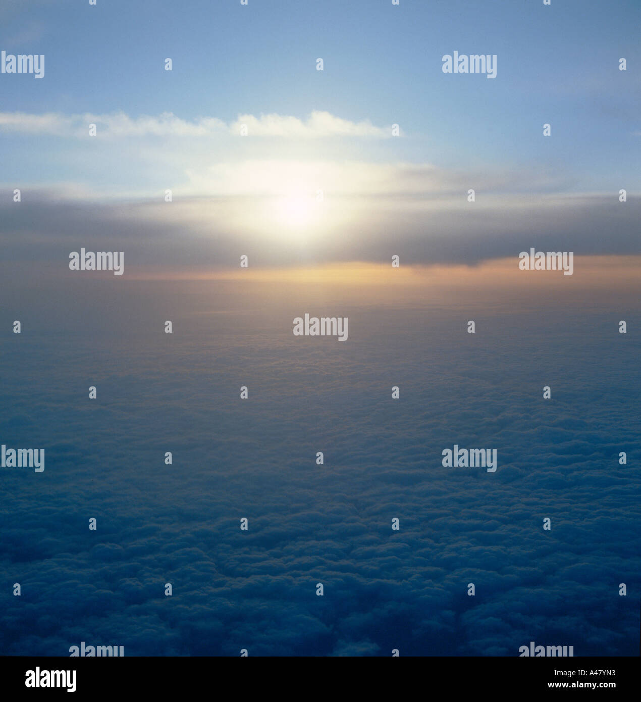 Arial sunset hi-res stock photography and images - Alamy