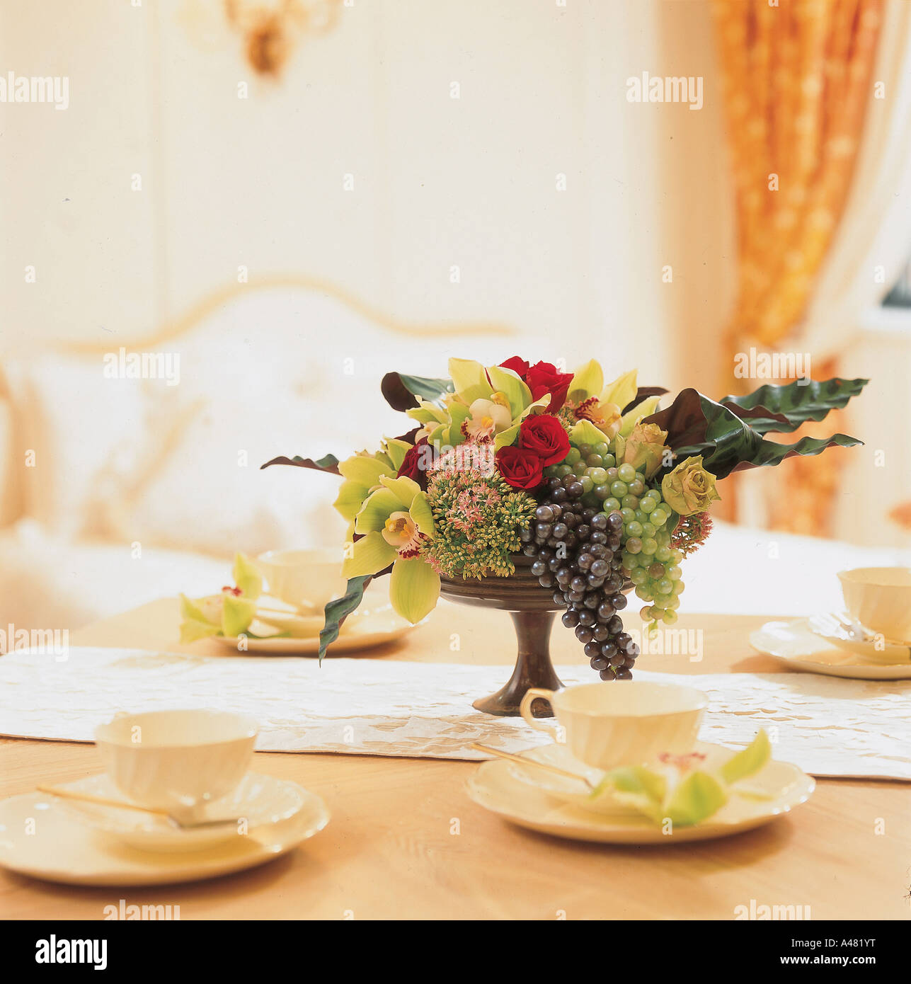 Close-up of a set dining table Stock Photo - Alamy