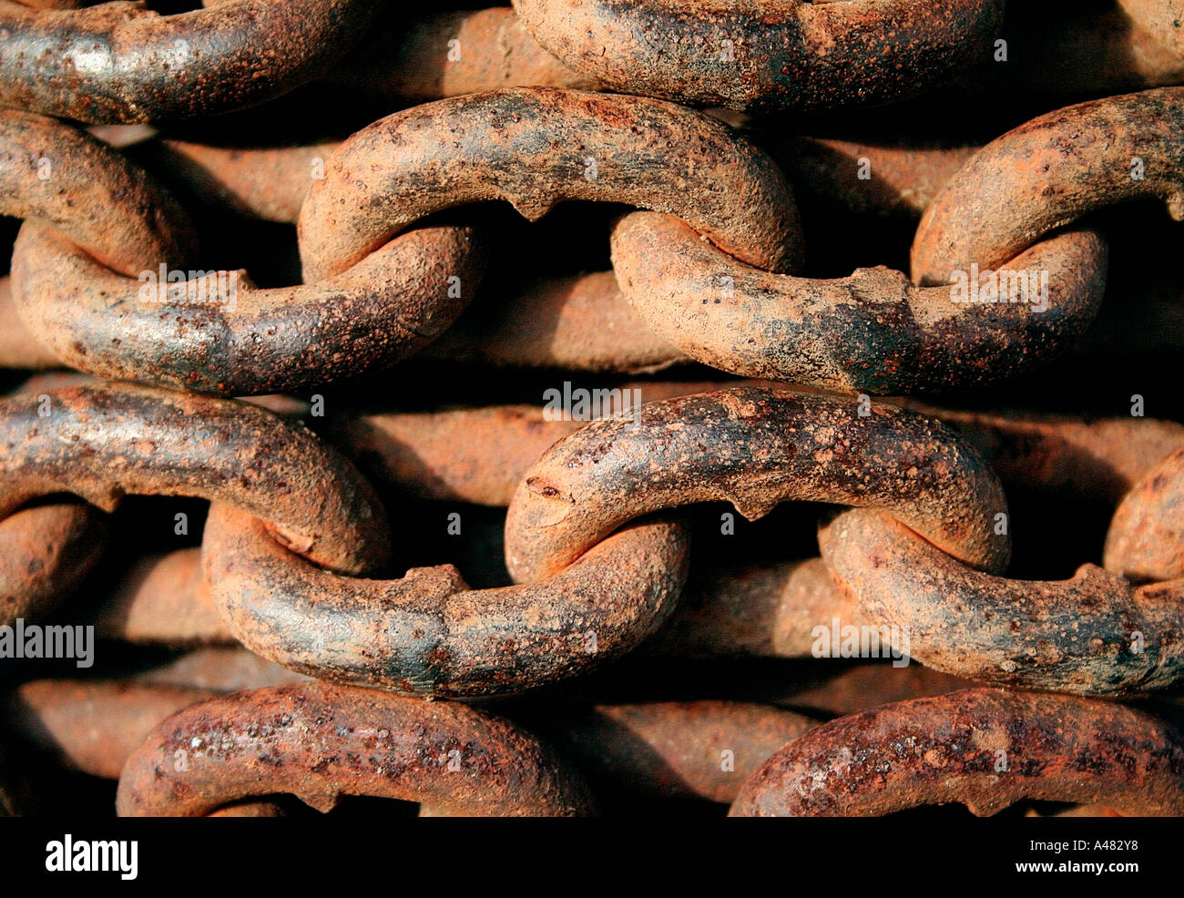 old rusty chains Stock Photo - Alamy