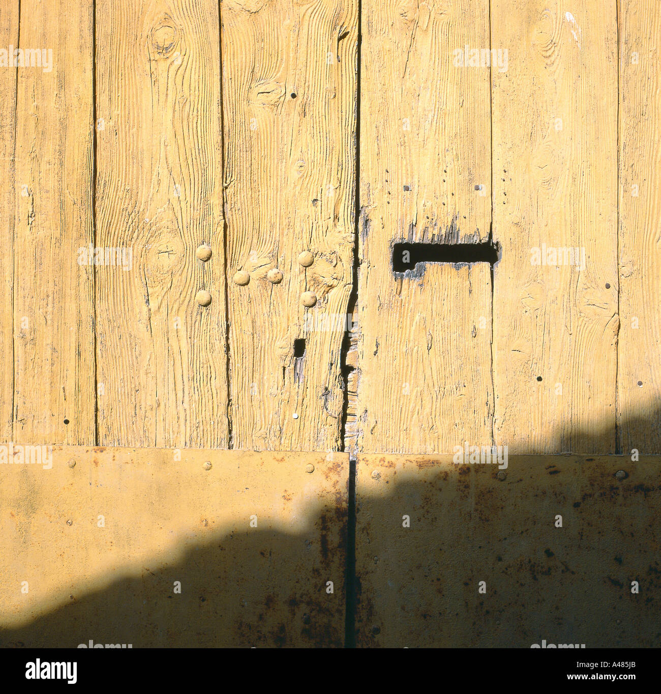 Old Barn Gate High Resolution Stock Photography and Images - Alamy