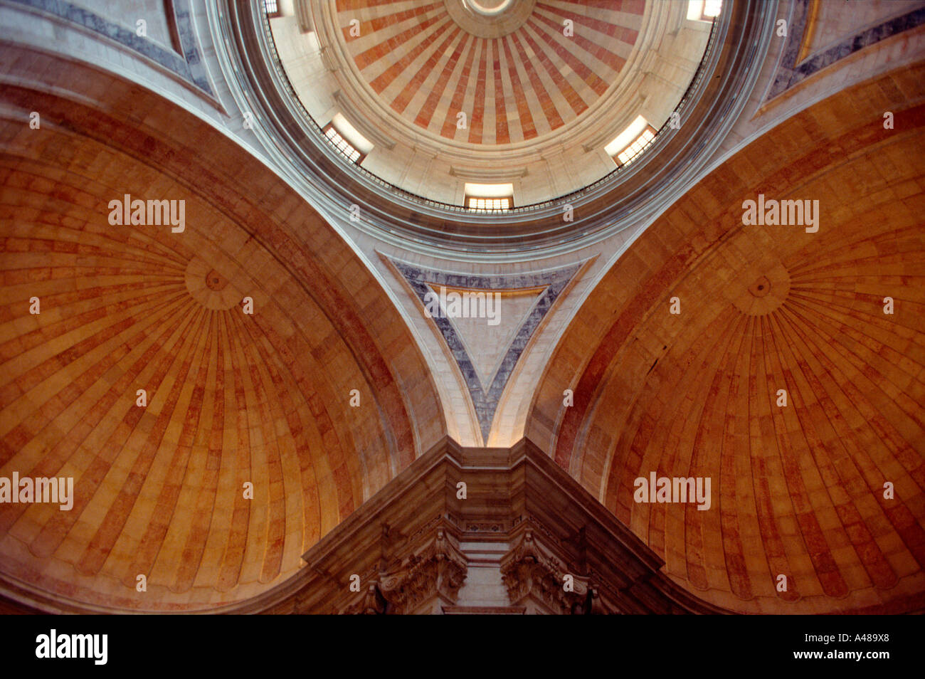 Doomed ceiling hi-res stock photography and images - Alamy