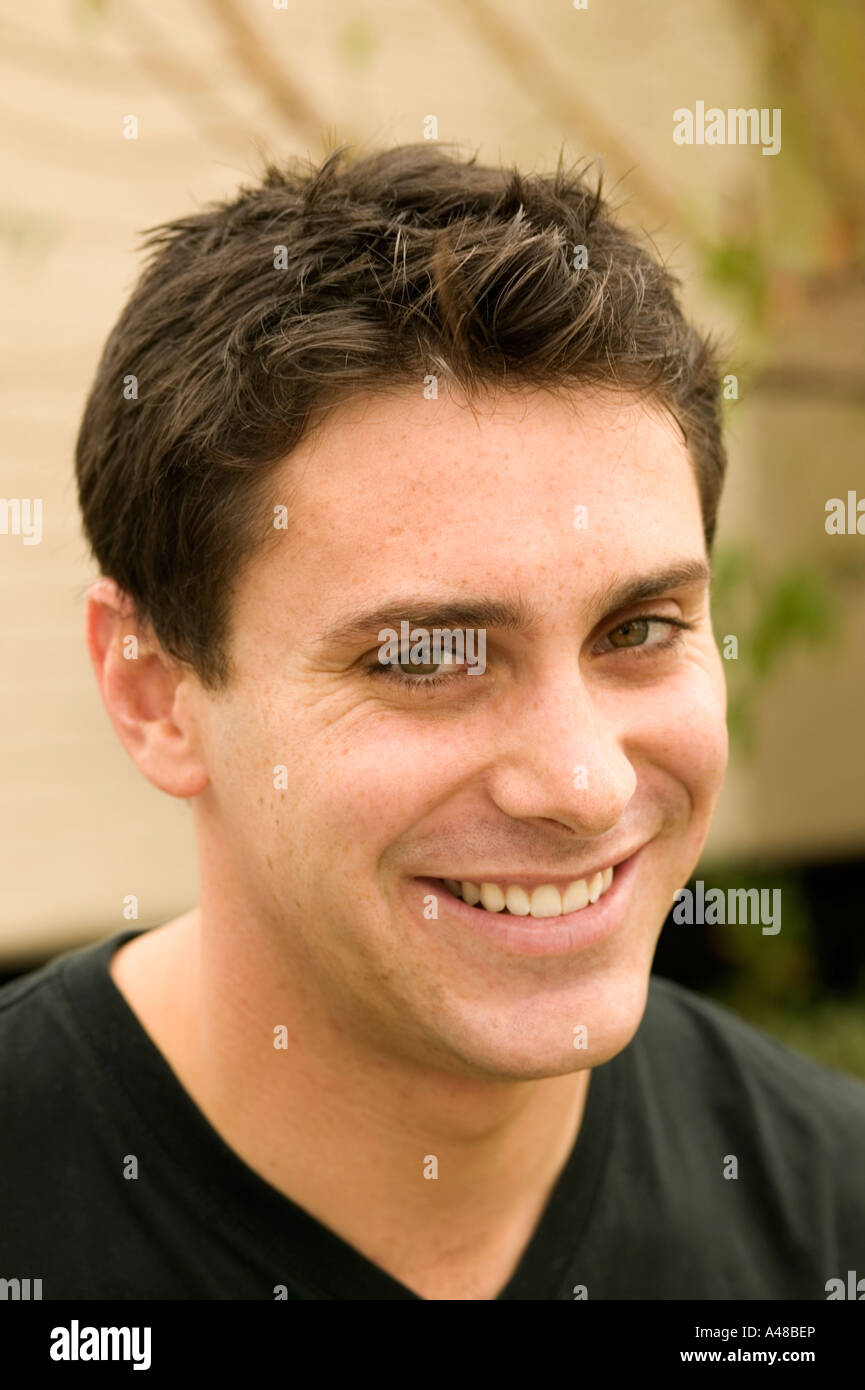 Young man smiling, portrait Stock Photo - Alamy