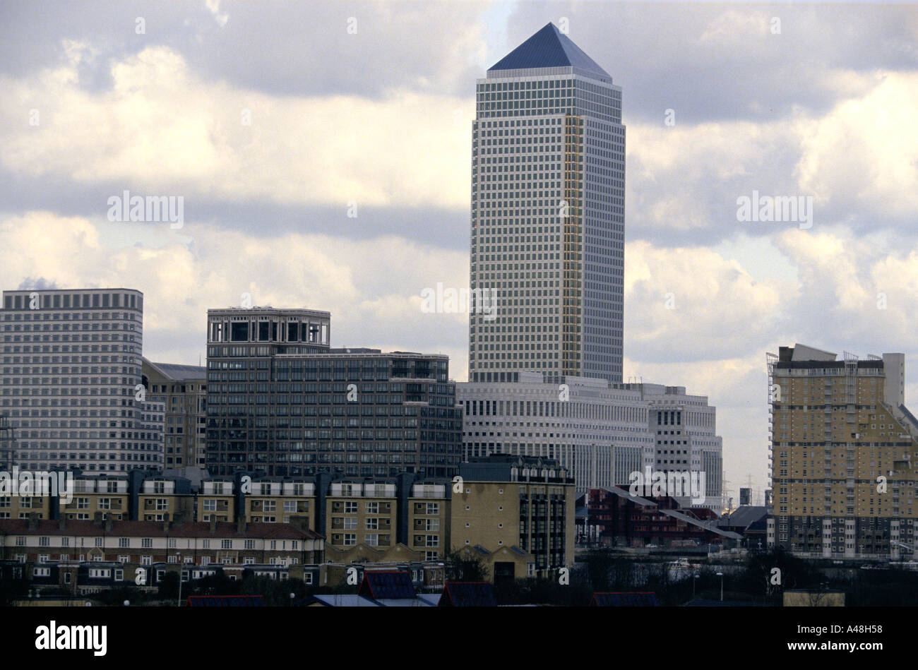 Londons tallest buildings hi-res stock photography and images - Alamy