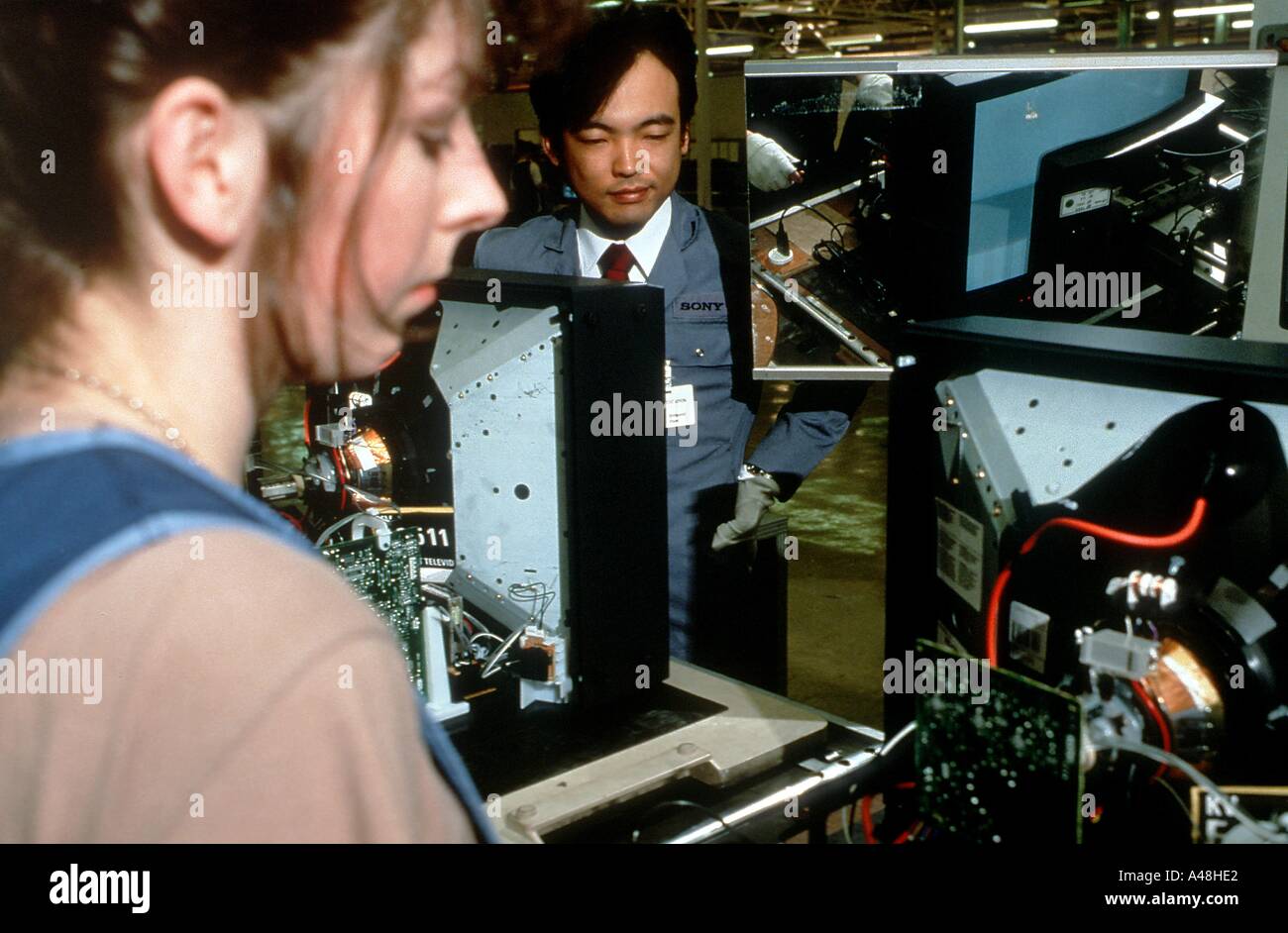 Tv assembly line hi-res stock photography and images - Alamy