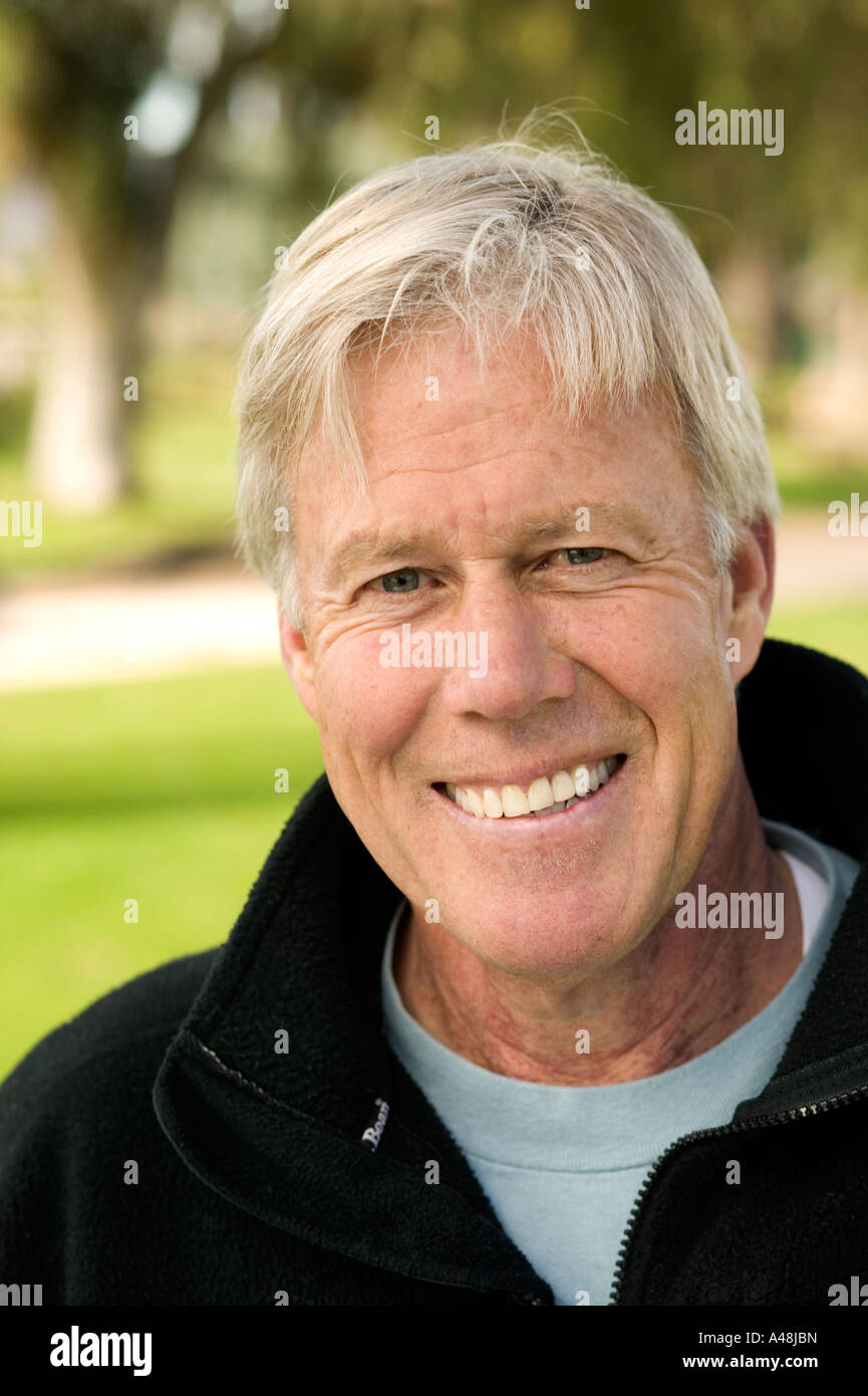 Senior man smiling, portrait Stock Photo - Alamy