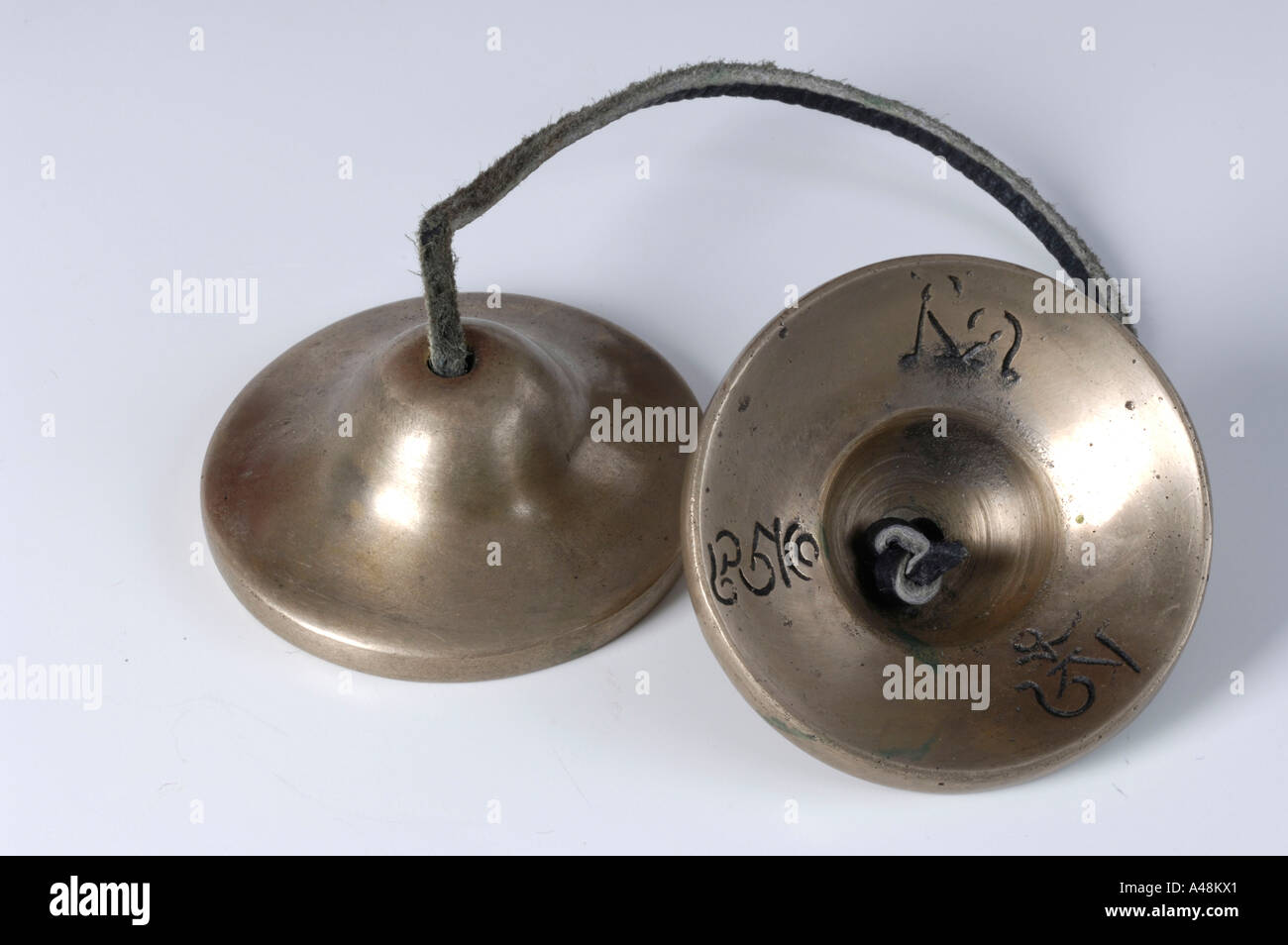 Tibetan cymbals hi-res stock photography and images - Alamy