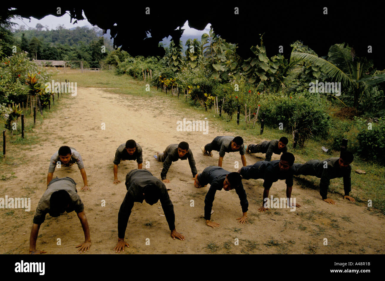 Karen Uprising . new recruits being trained by young australian soldier ...