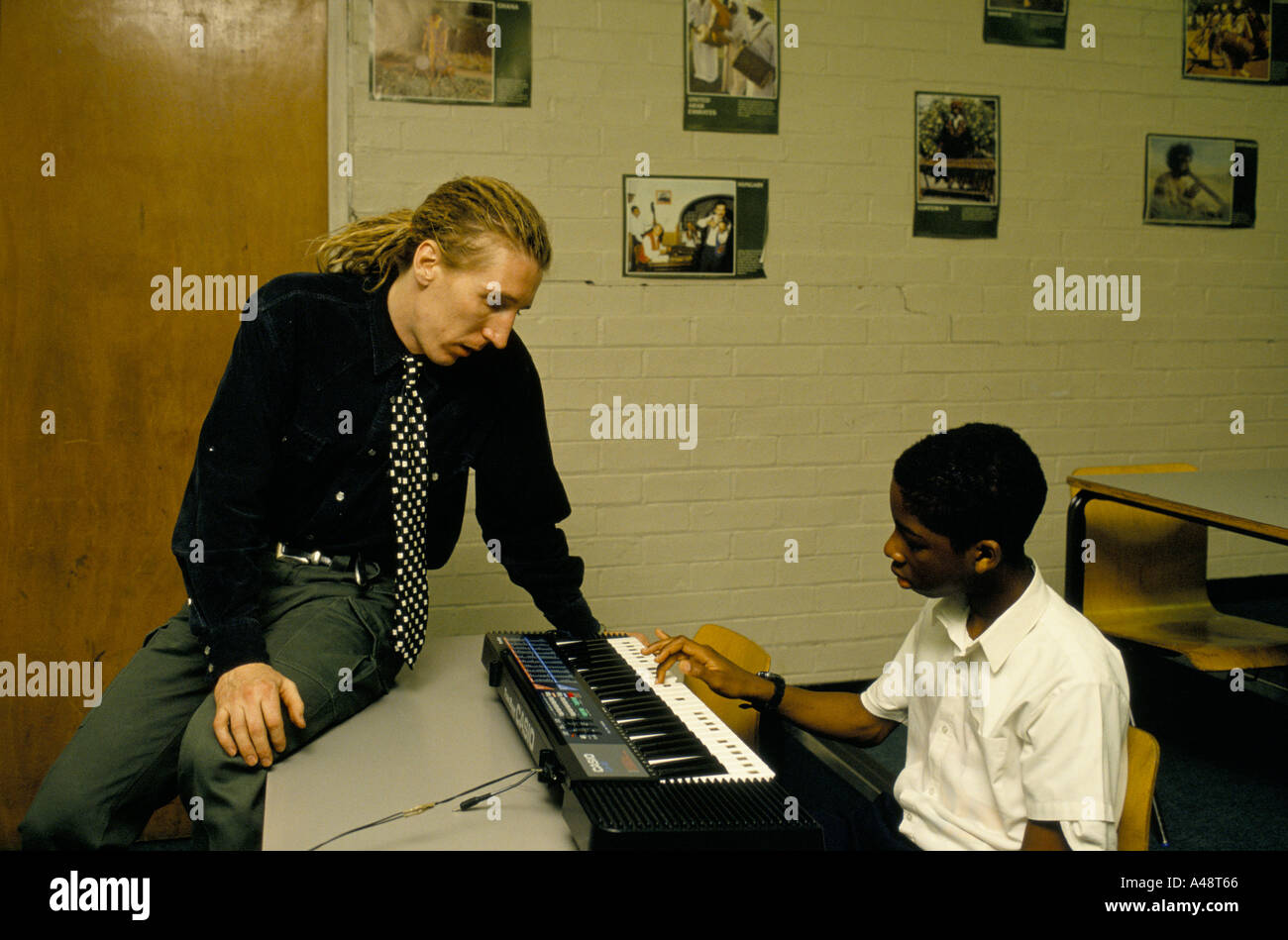 Black white music room hi-res stock photography and images - Alamy