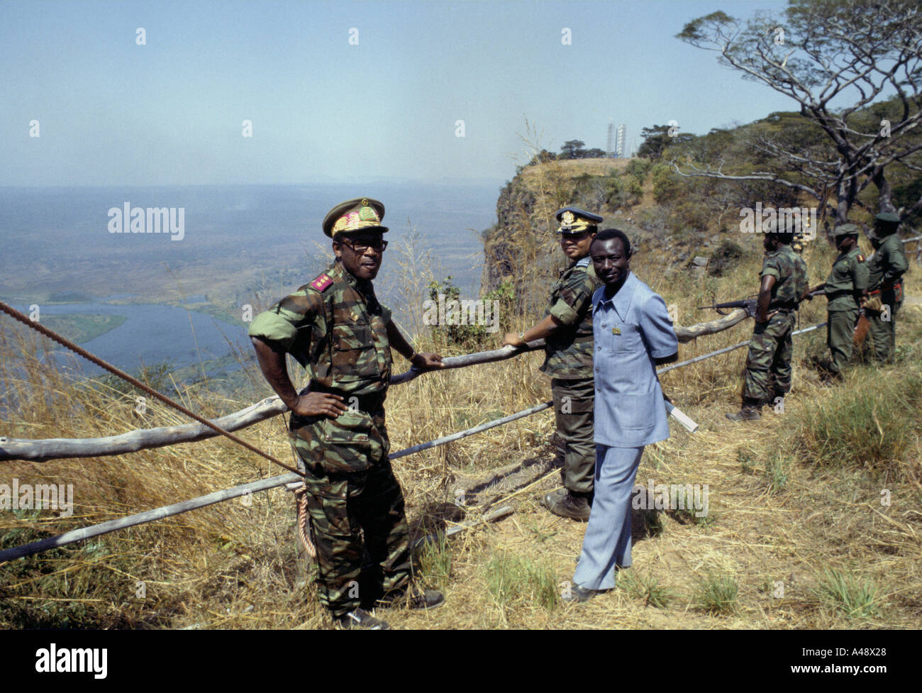 In army uniform hi-res stock photography and images - Alamy