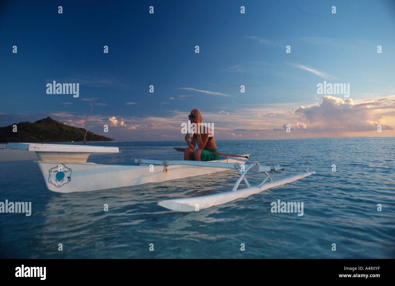 Young woman / Bora Bora Stock Photo - Alamy