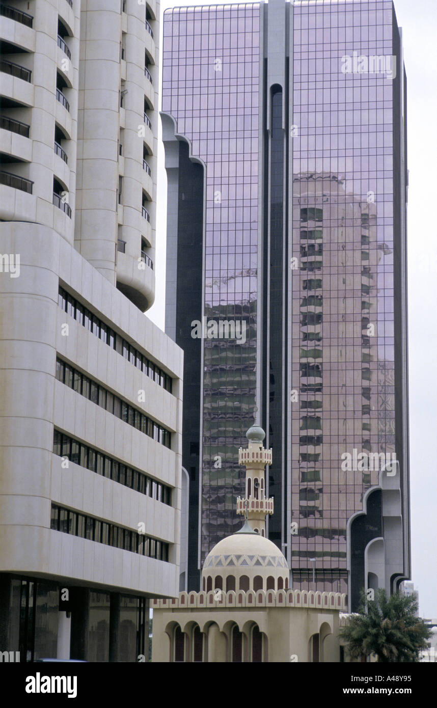 Uae abu dhabi 1990 hi-res stock photography and images - Alamy