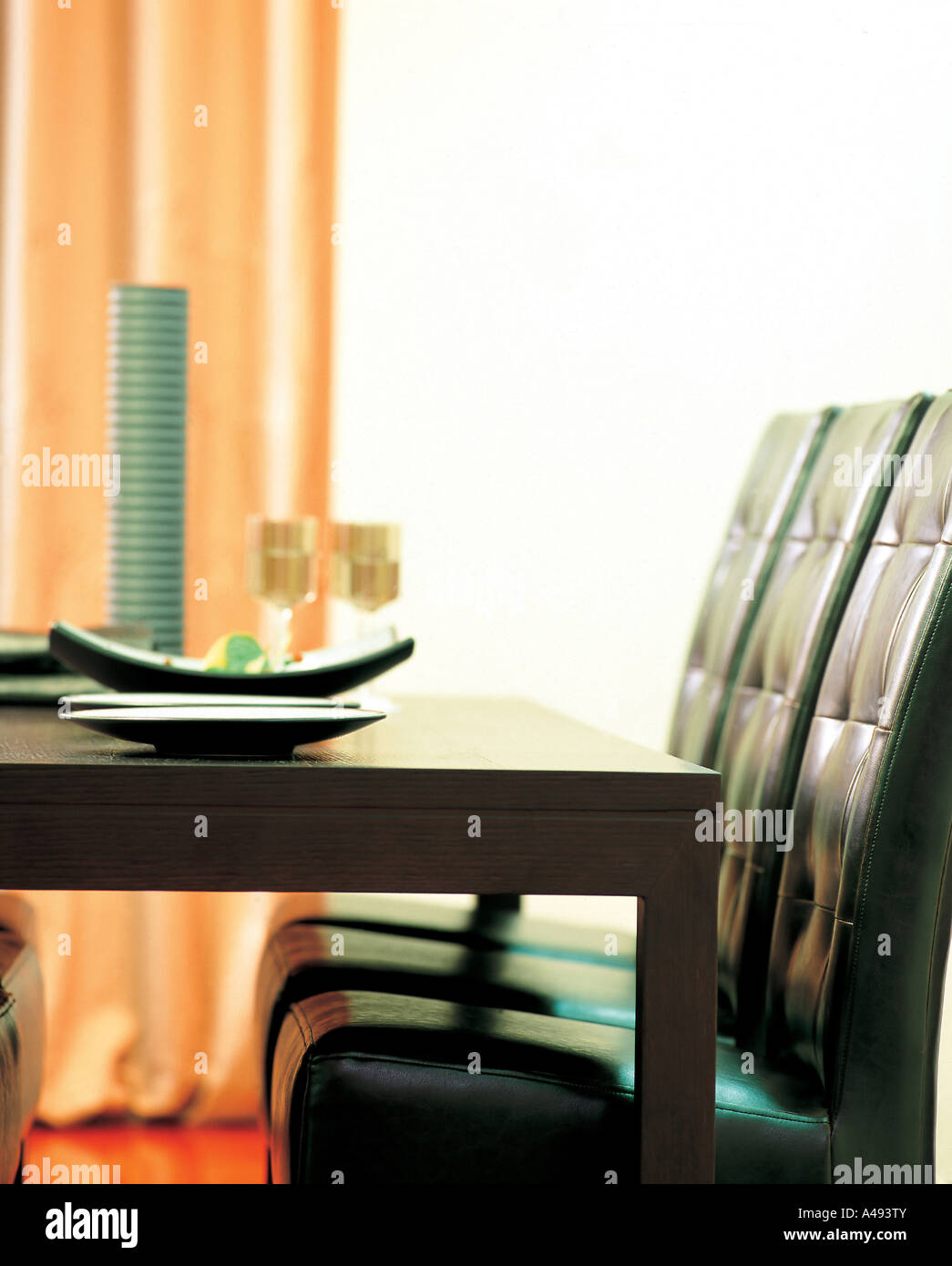 Empty dining table Stock Photo - Alamy