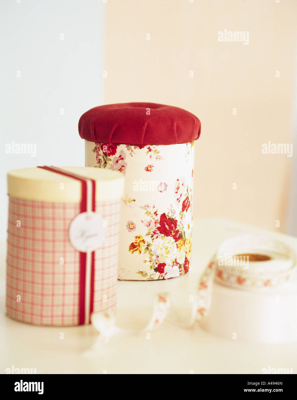 Cylindrical packaging hi-res stock photography and images - Alamy