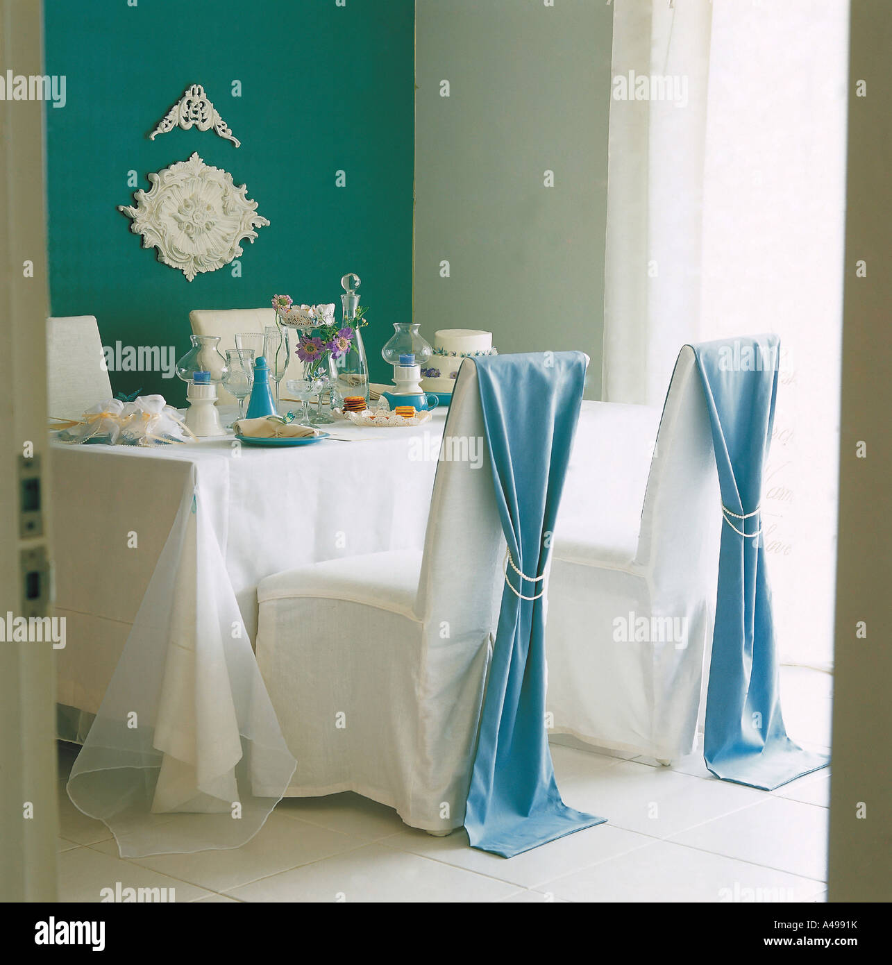 Dining table set for breakfast Stock Photo - Alamy