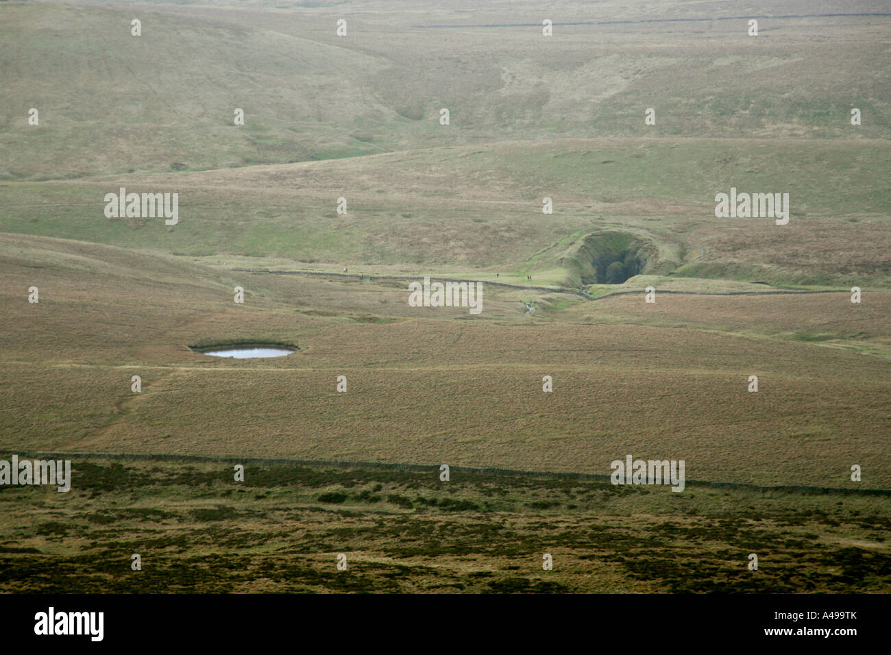 Hull Pot, Yorkshire Dales Stock Photo - Alamy