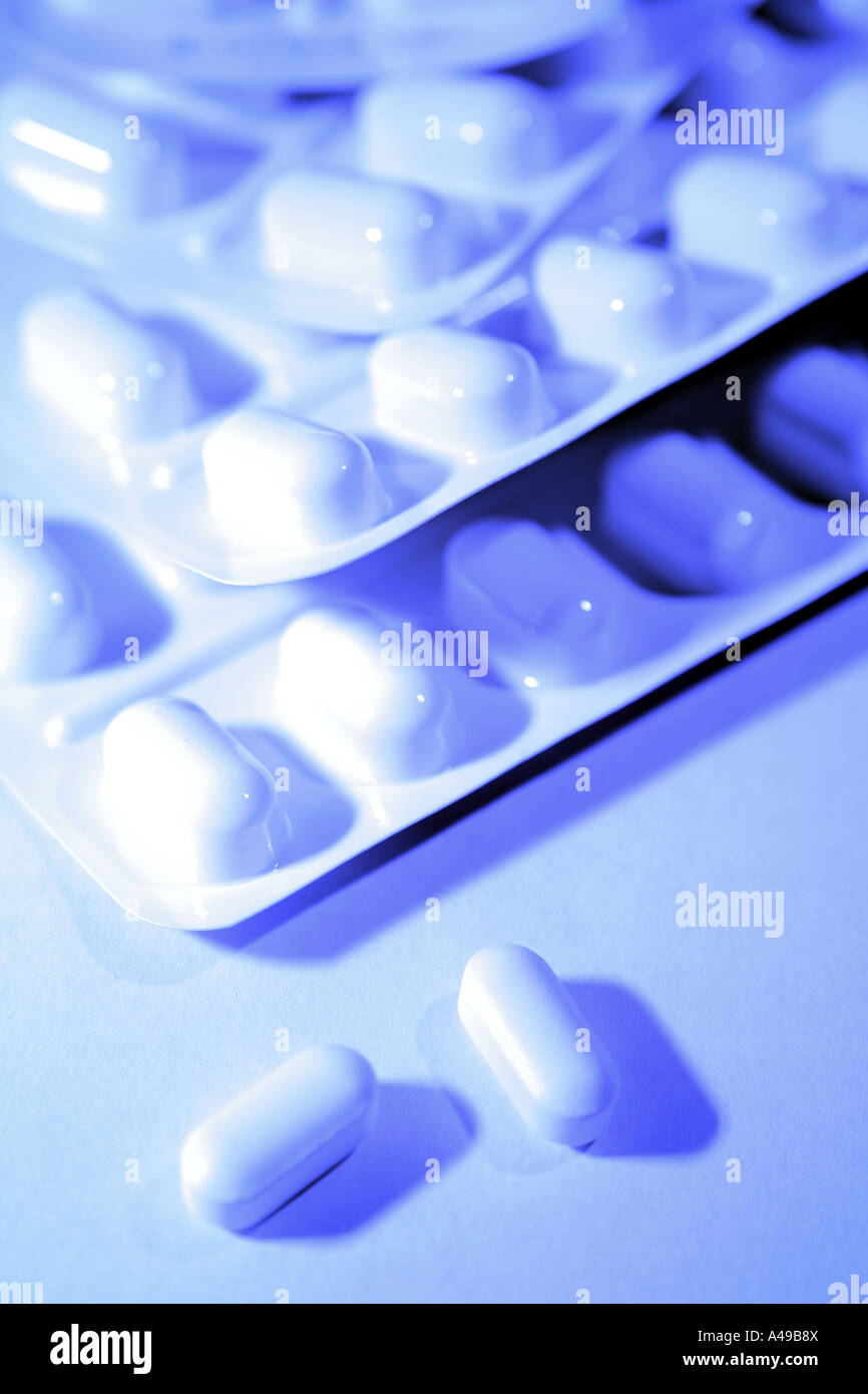 Capsules in packaging Stock Photo - Alamy
