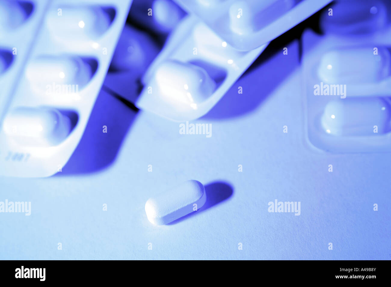 Capsules in packaging Stock Photo - Alamy