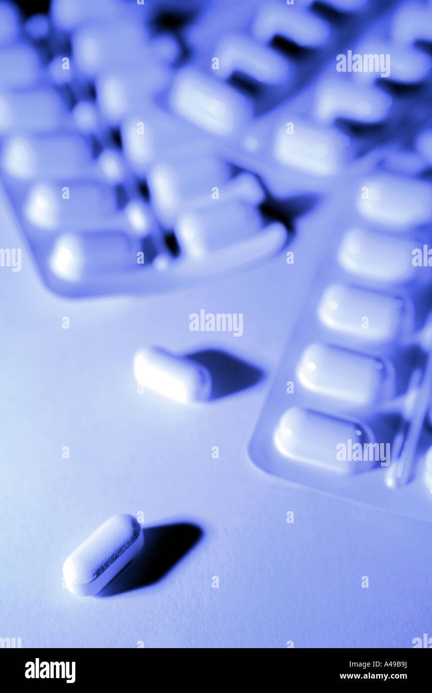 Capsules in packaging Stock Photo - Alamy