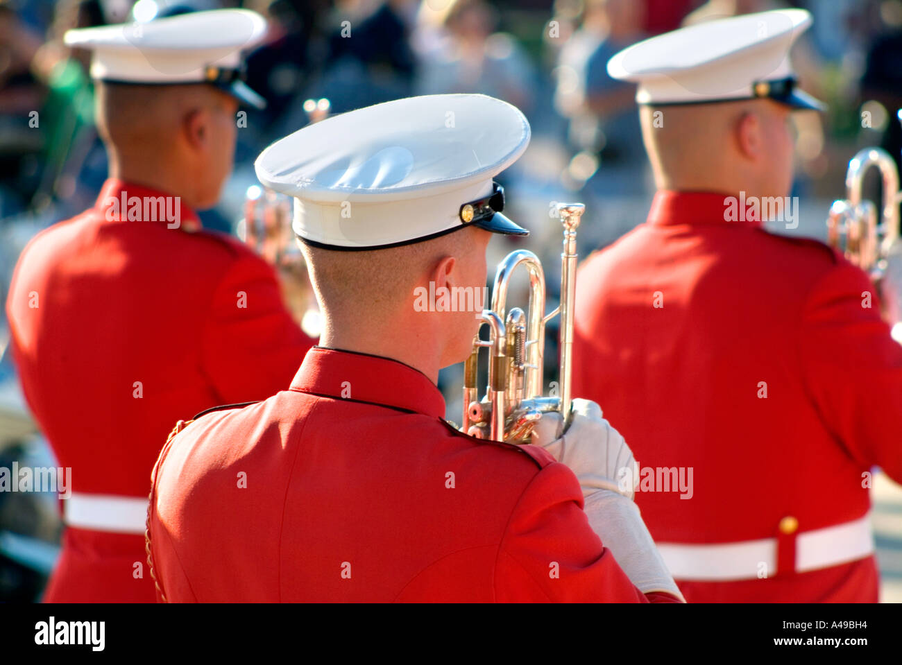 Marching unit hi-res stock photography and images - Alamy