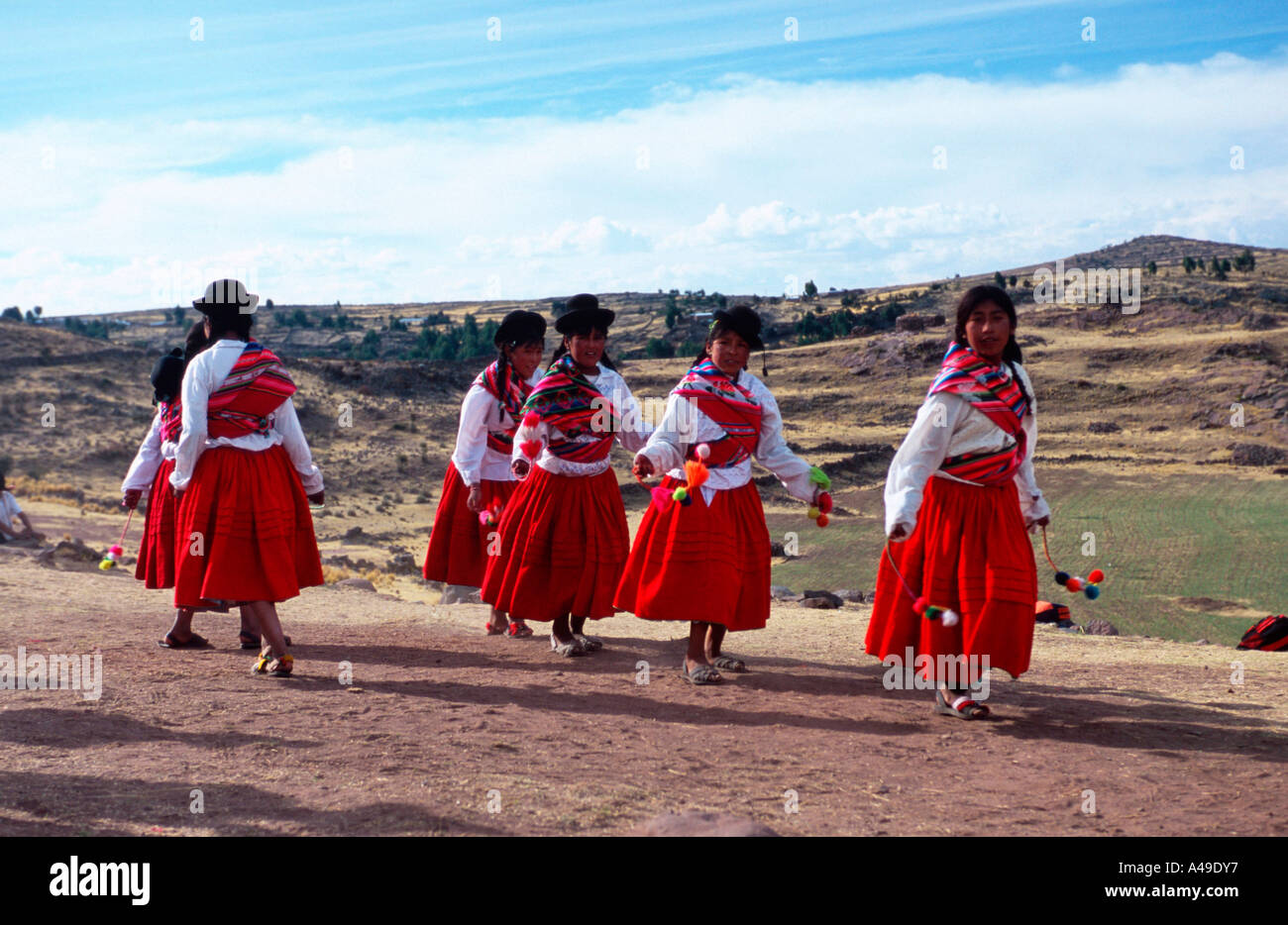 Folkloregruppe hi-res stock photography and images - Alamy